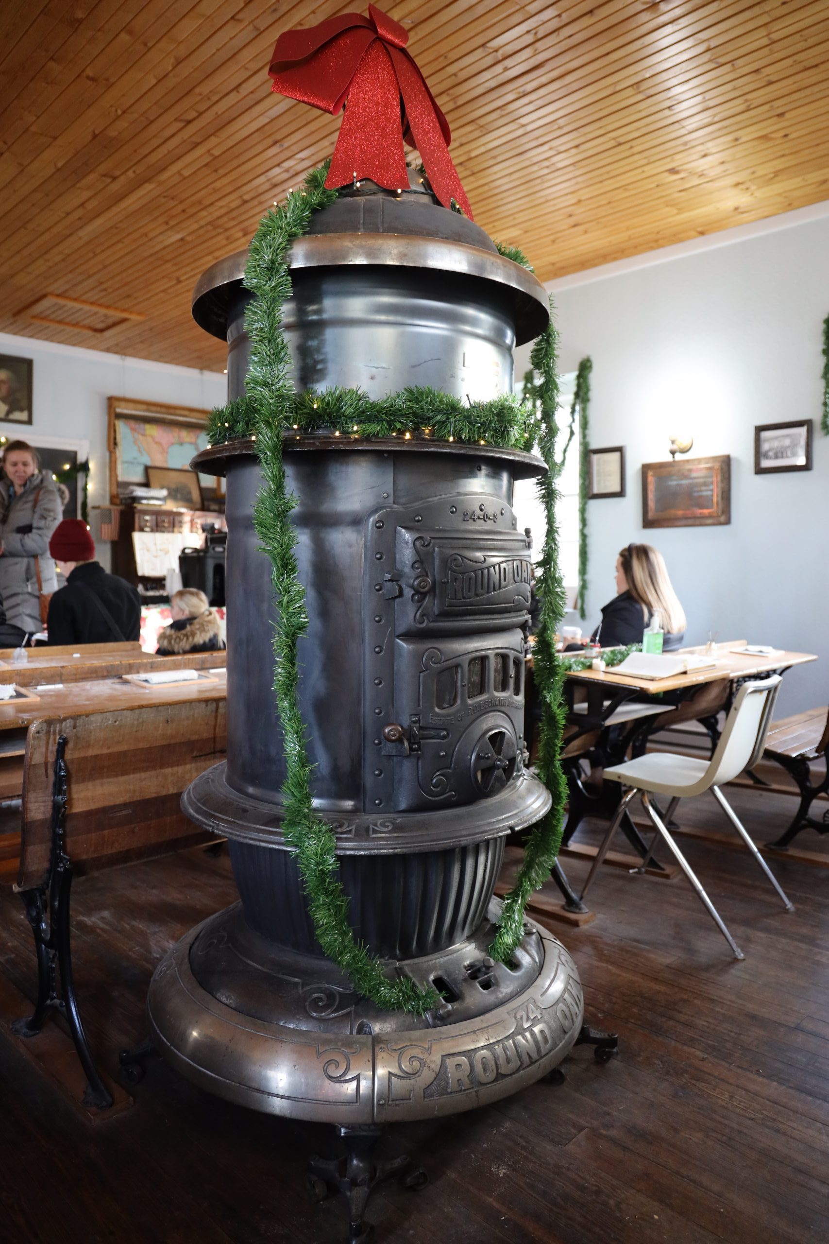 Campus holiday tradition celebrates history – Tiger Media Network